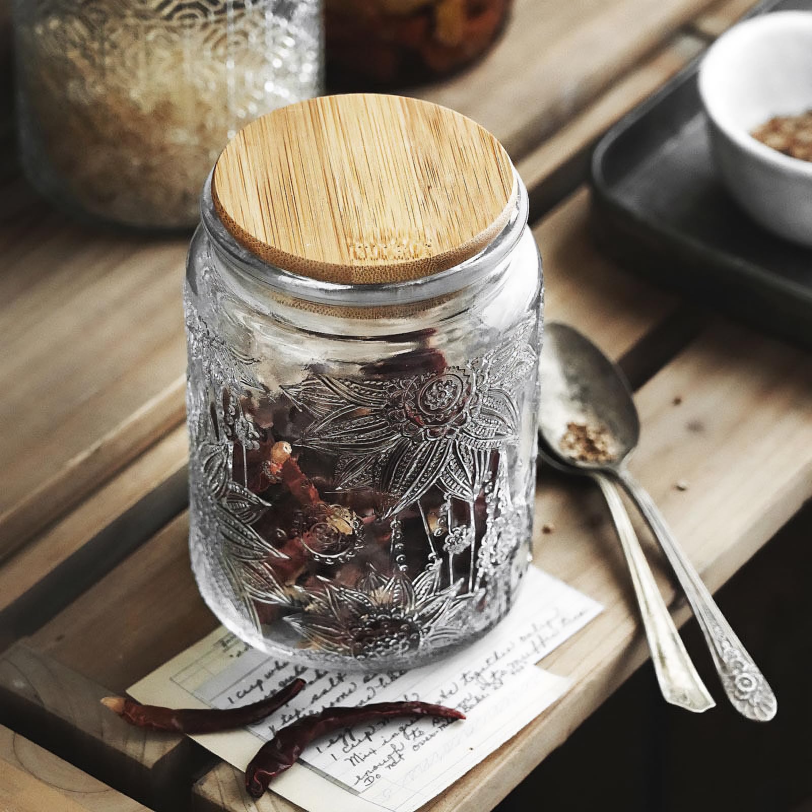 Custde Glass Storage Jars With Airtight Lid, 23.7 FL oz Canister For Kitchen Counter with Bamboo Lid, brown sugar, candy, coffee, cookie, salt, tea, cute Jar (Sunflower*1)