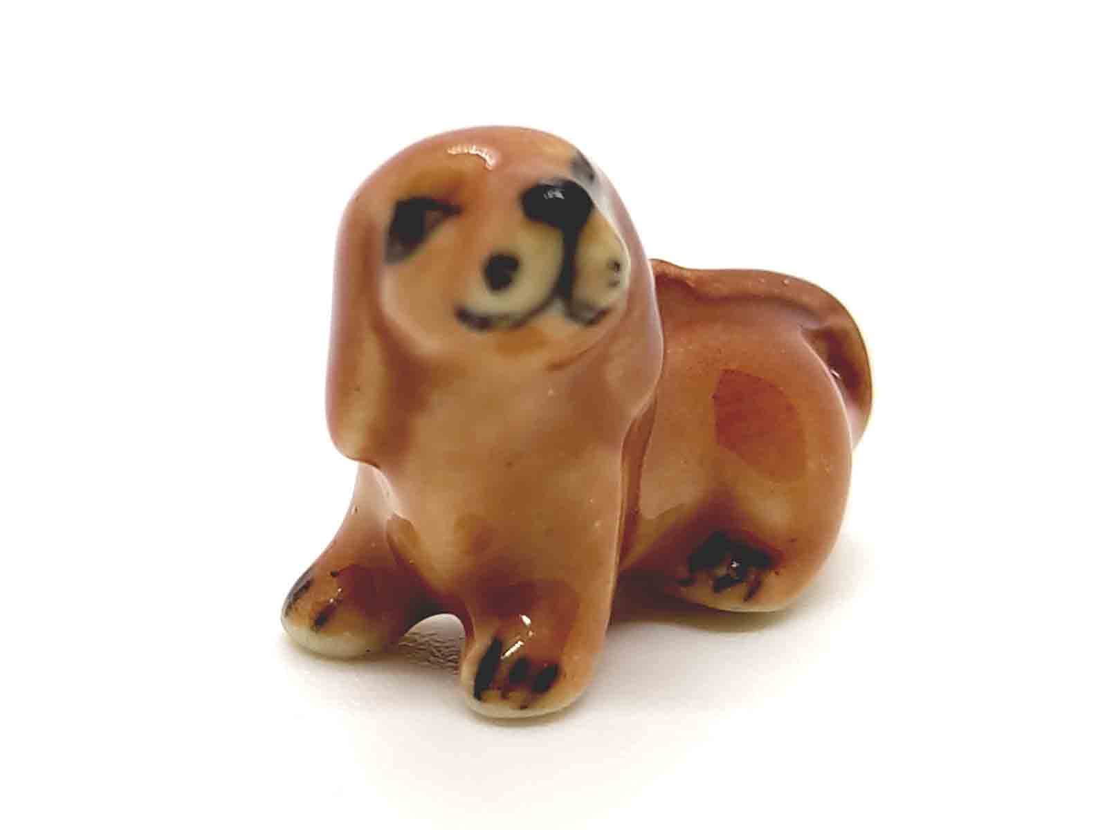 SSJSHOP Dachshund Dollhouse Small Figurines Hand Painted Ceramic Animals Dog Lover Collectible Gift Home Garden Decor (Pendent), Black