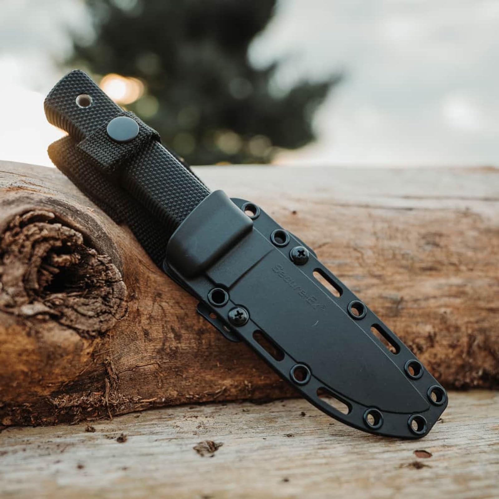 COLD STEEL Master Hunter 4.5" VG-10 San Mai III Drop Point Blade 4.75" Kray-Ex Handle Fixed Blade Knife w/Secure-Ex Sheath