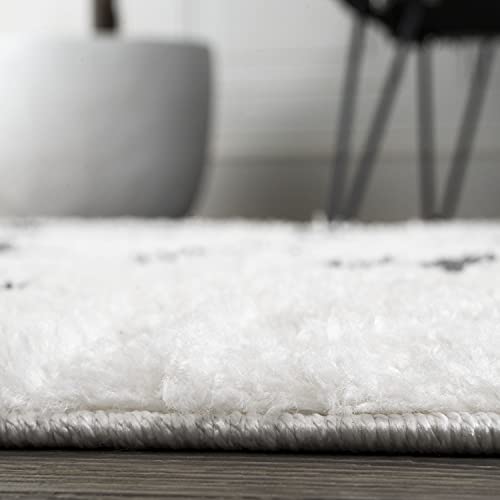 JONATHAN Y MOH403A-5 Cristo Berber Geometric Shag Indoor Area-Rug Bohemian Contemporary Easy-Cleaning Bedroom Kitchen Living Room Non Shedding, 5 X 8, White/Black