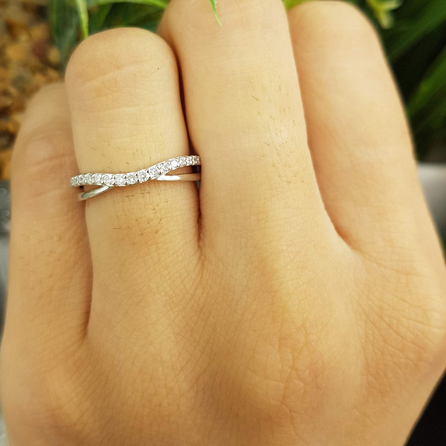 Dazzlingrock Collection 0.25 Carat (ctw) Round Lab Grown White Diamond Ladies Wedding Guard Contour Band 1/4 CT | 925 Sterling Silver, Size 7.5