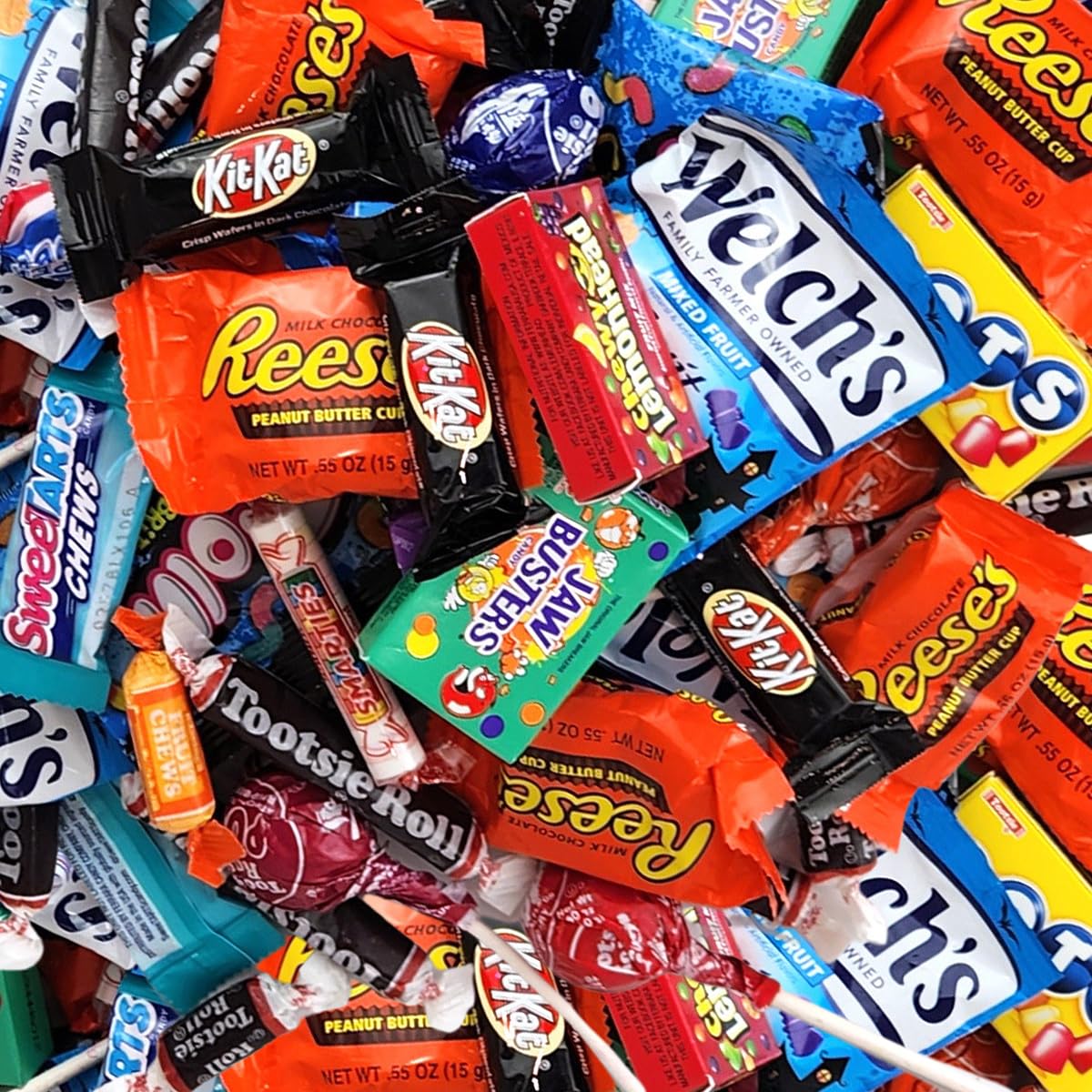 Bulk Holiday Candy Chocolate Individaully Wrapped Assortment Mix - Fun Size Treats Chocolates Candy Variety - Kit Kat, Dots, Welch’s Sweets for Kids and Adults (5 LB)