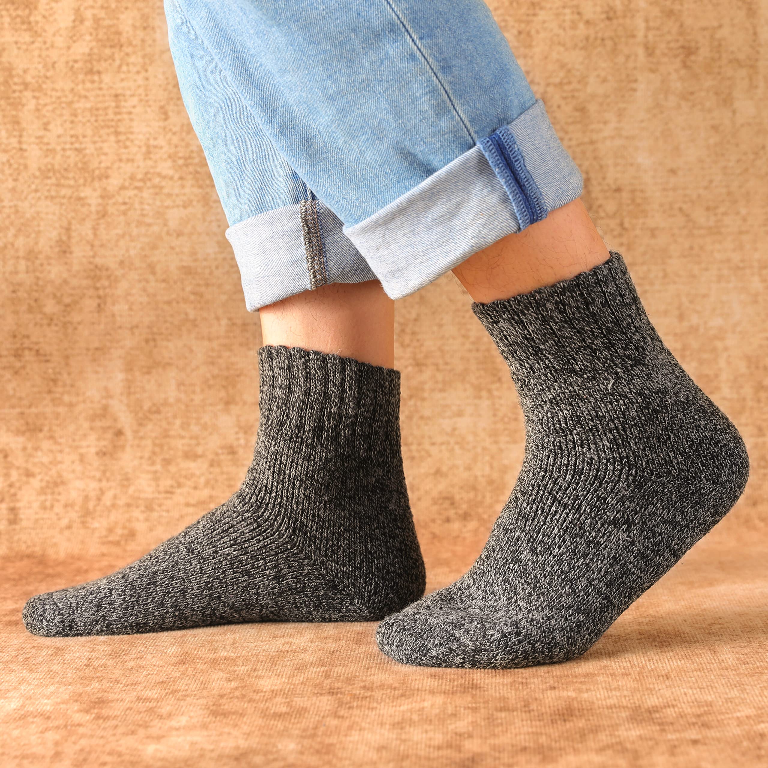 coclothy Wool Socks for Women - Womens Wool Socks Winter Socks for men Warm Thick Knit Wool Soft Vintage Casual Crew Socks