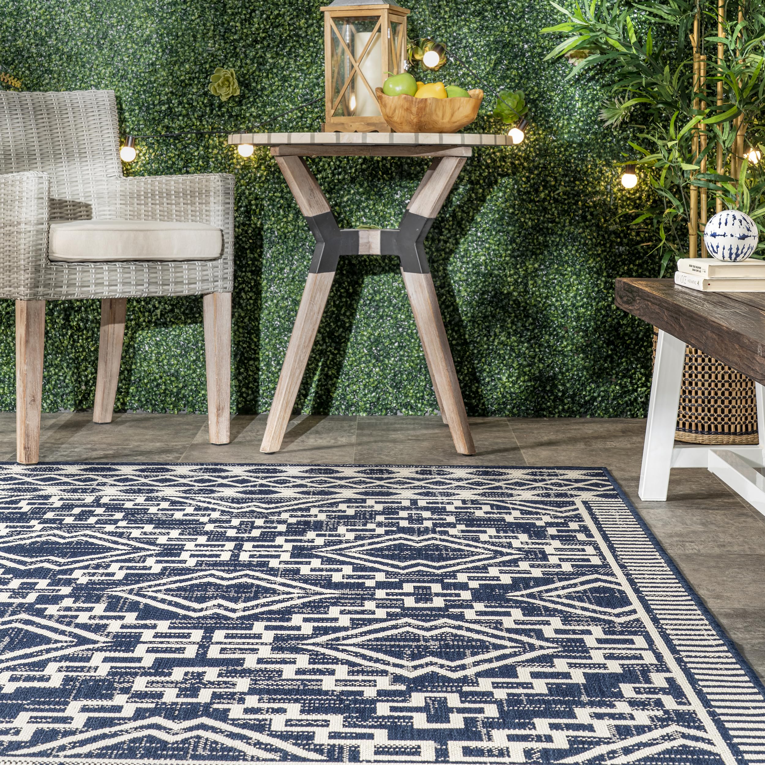 nuLOOM 4' x 6' Outdoor Performance Area Rug, Stain Resistant, Weather Resistant, High Traffic, Patio, Balcony, Outside, Cari Blue