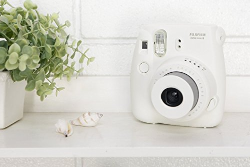 FujiFilm Instax Mini 8 with Strap and Batteries (White)