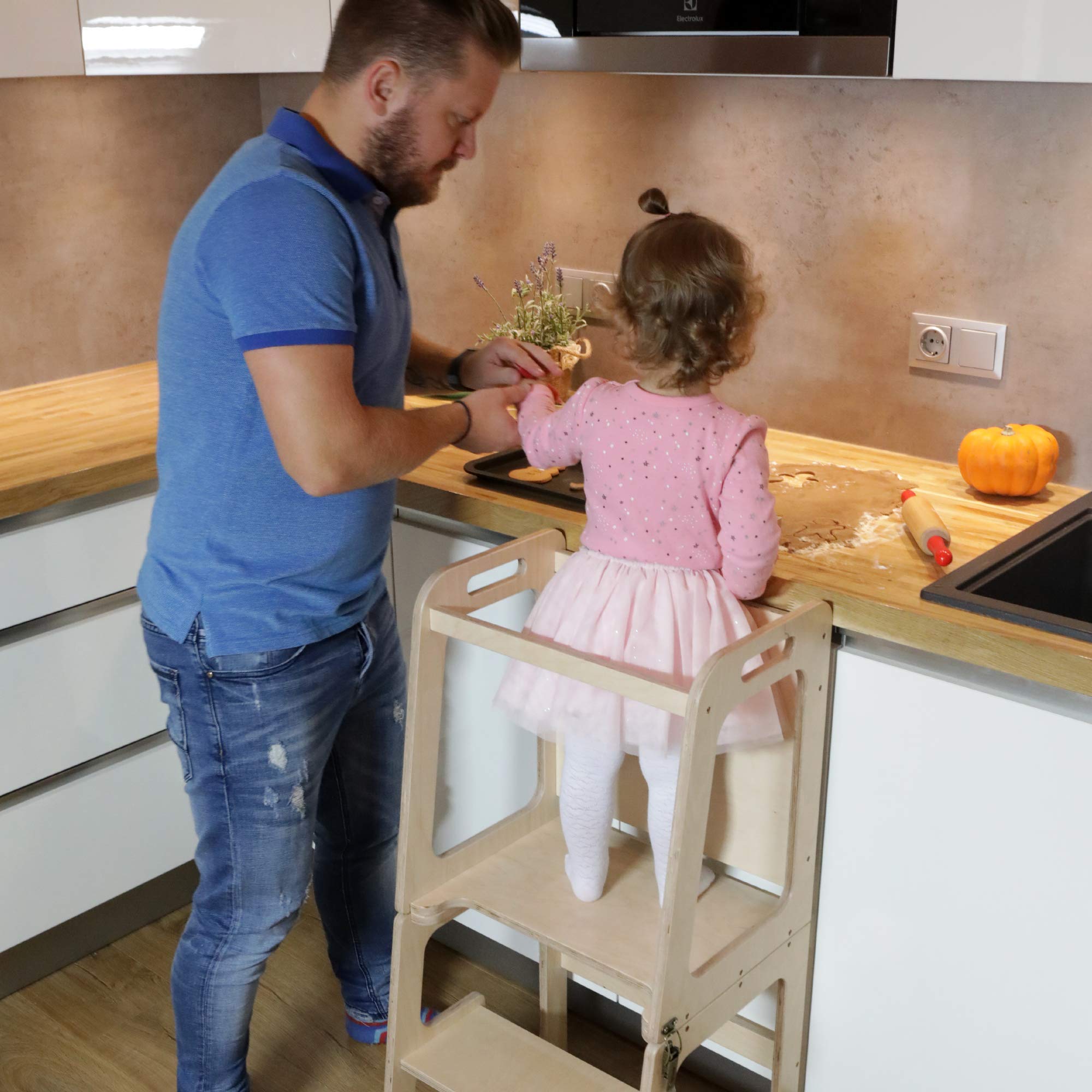 Foldable Montessori helper tower - Table & Chair with Chalkboard All-In-One (Natural lacquered)