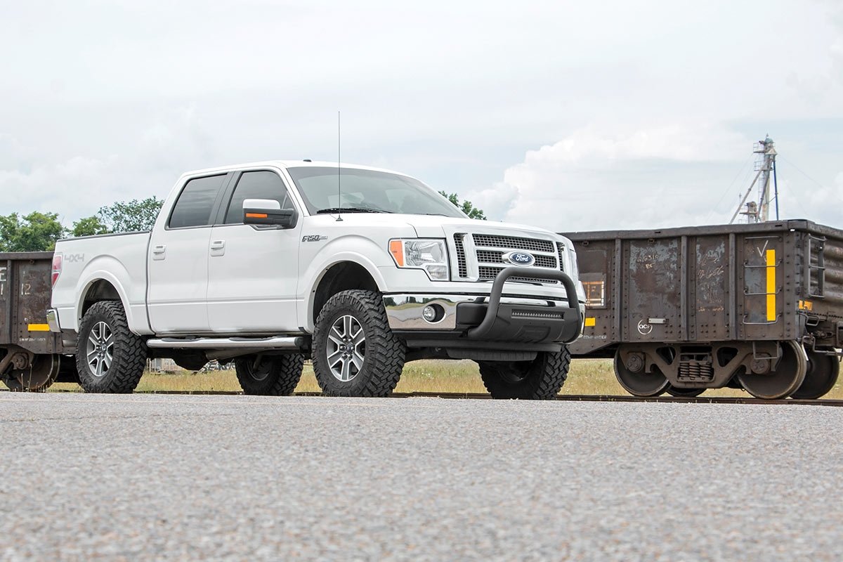 Rough Country 3" Suspension Lift Kit w/N3 Struts for 2009-2013 F-150 4WD - 54431
