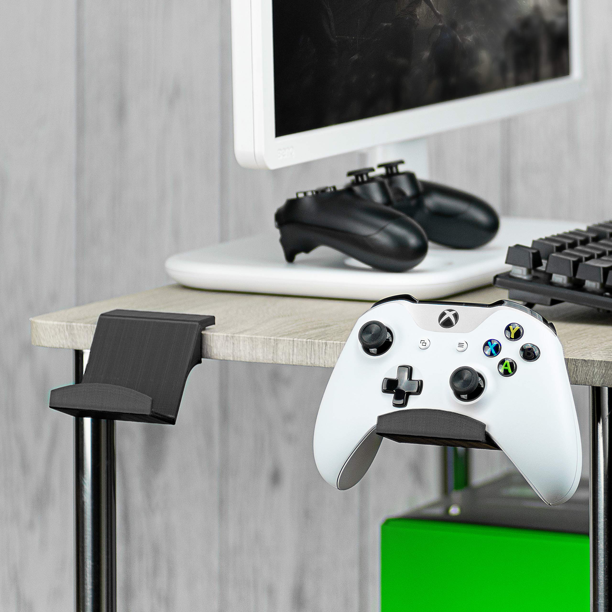 BRAINWAVZ Game Controller Desktop Stand Holder (2 Pack) for XBOX ONE 360 SWITCH PS4 STEAM PC NINTENDO, Universal Gamepad Accessories - No screws, Stick on, Black