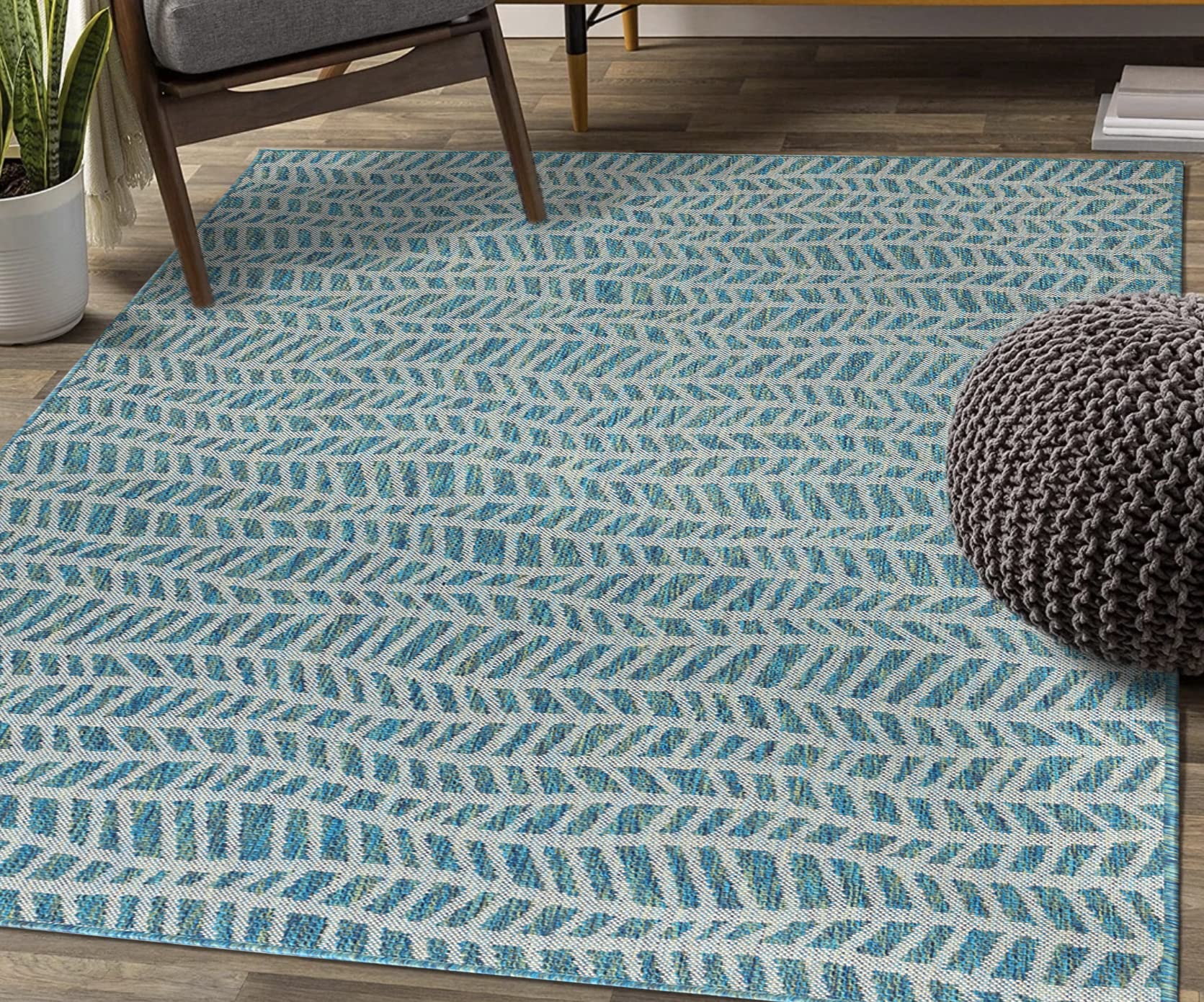 HOMEGNOME Indoor Outdoor geo Wave Rug (5'3"x7'6", Ocean Blue)