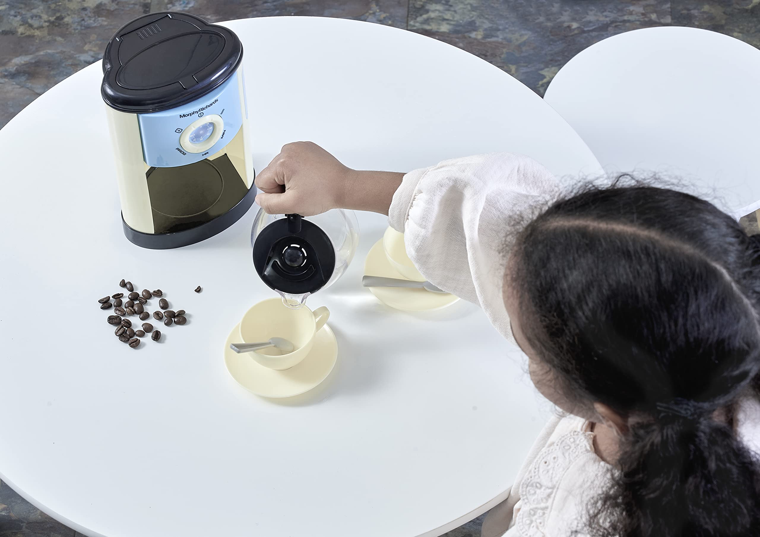 CASDON Morphy Richards Coffee Maker | Fillable Toy Coffee Maker for Children Aged 3+ | includes Water Level Indicator & Dripping Water!