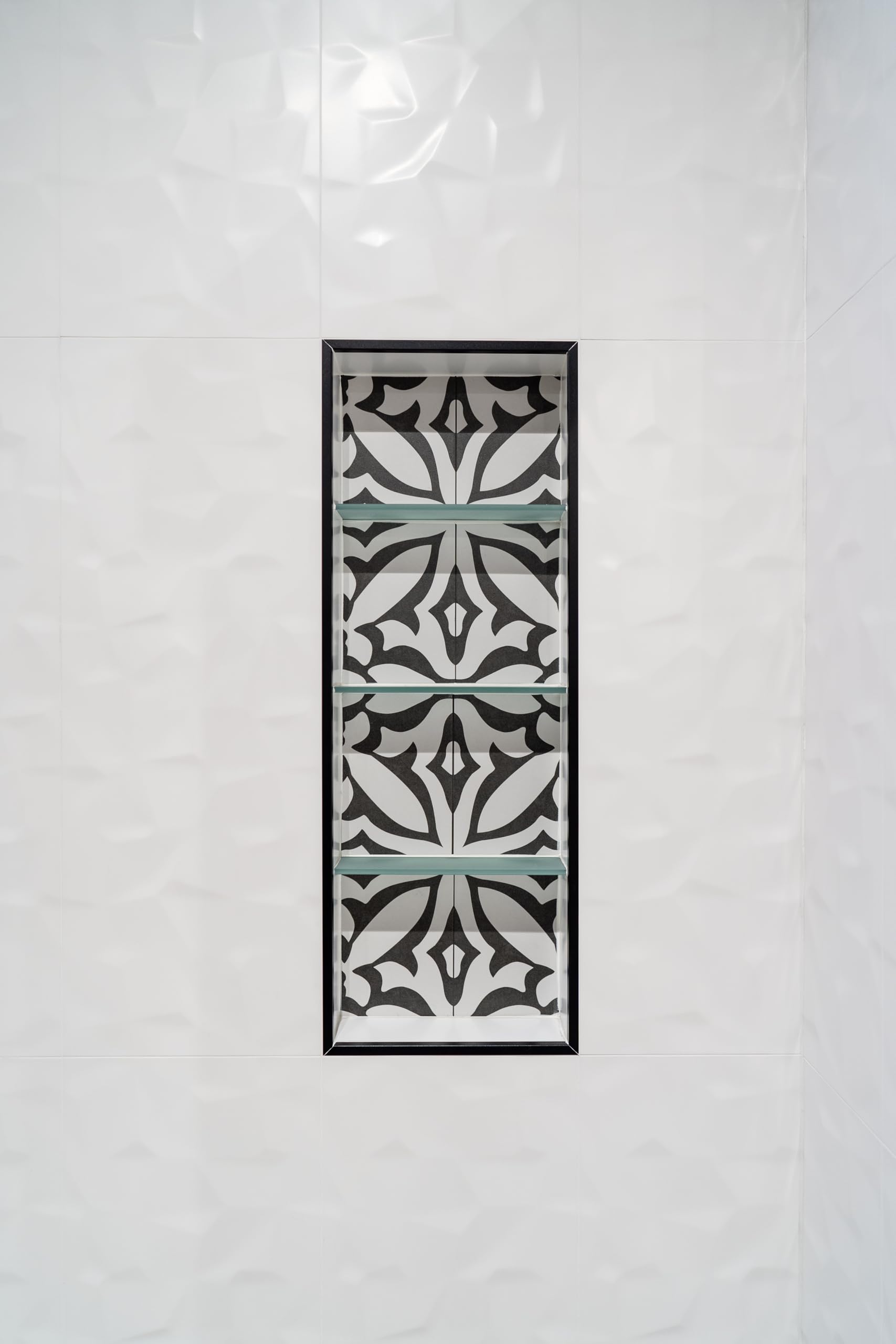 EZ NICHES Glass Shelf Divider in Frosted or Clear (Frosted)