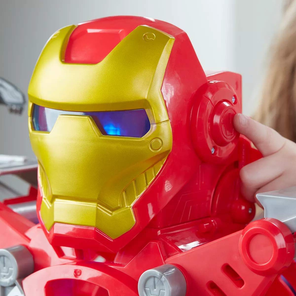Playskool Heroes Marvel Super Hero Adventures Iron Man Headquarters Playset, Iron Man & Hulk 2.5" Action Figures, Vehicle, Toys for Kids Ages 3 & Up