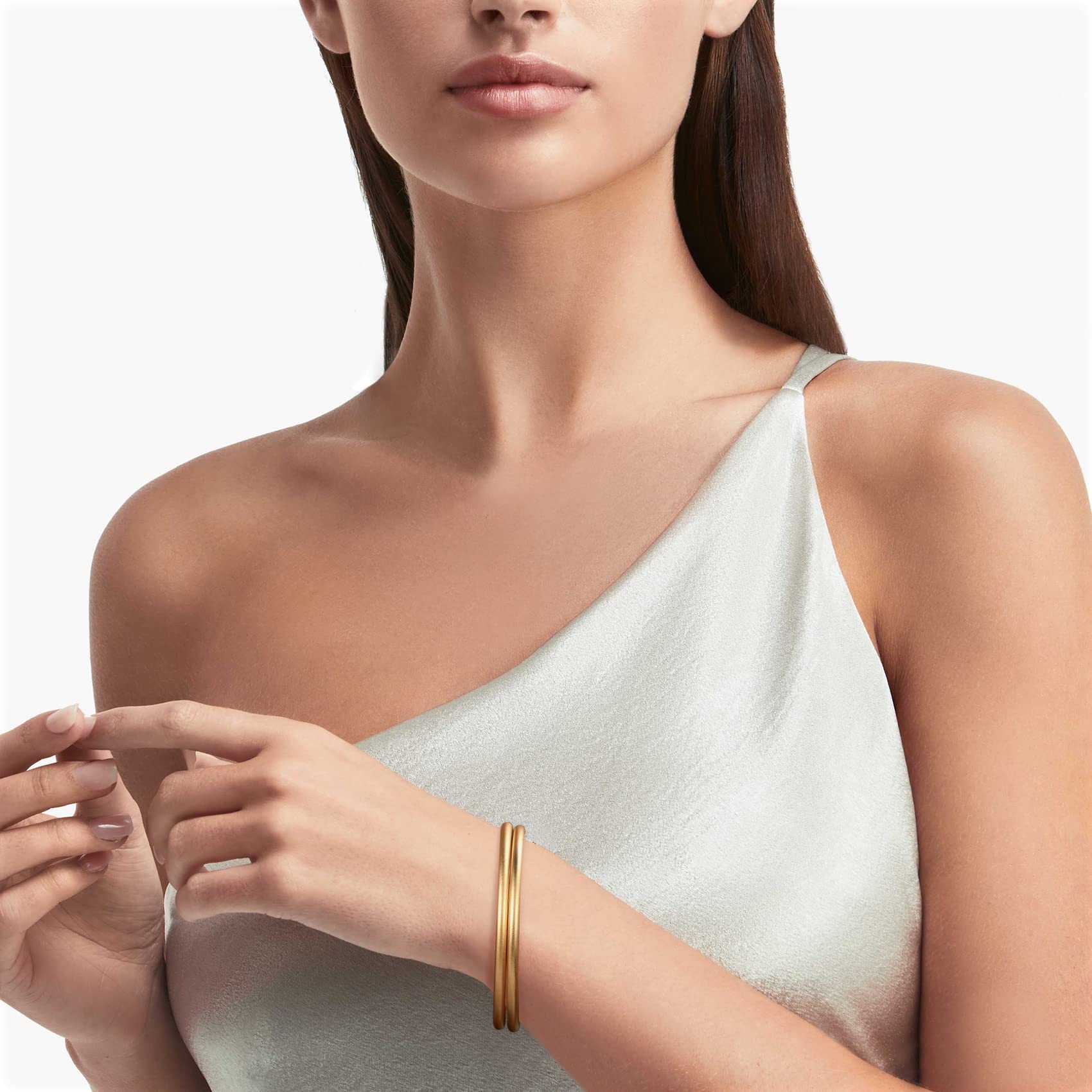 BUREI 14K Gold Plated Bangle for Women Stackable Thin Round Bracelet Smooth Handmade Gold Bangle Bracelet Gift for Girls Ladies (4PC Gold 4mm, 7.7 inch)