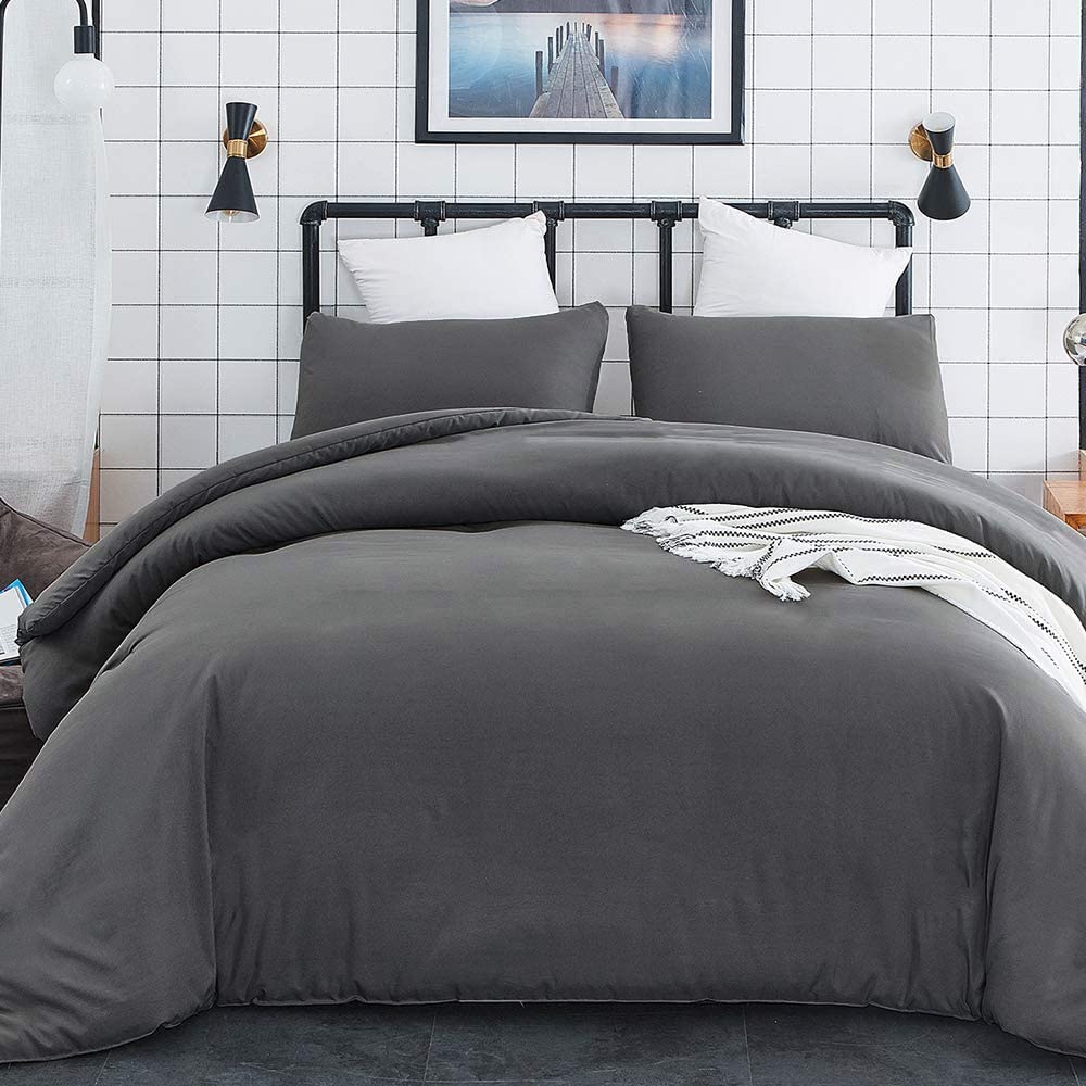 KAREVER Deep Grey Comforter Set Queen Dark Gray Bedding Set Teens Adult Solid Gray Color Bedding Set 3 Pieces with 2 Pillowcases Women Lightweight Durable Full Blanket Quilts Set Gray Bed Comforter
