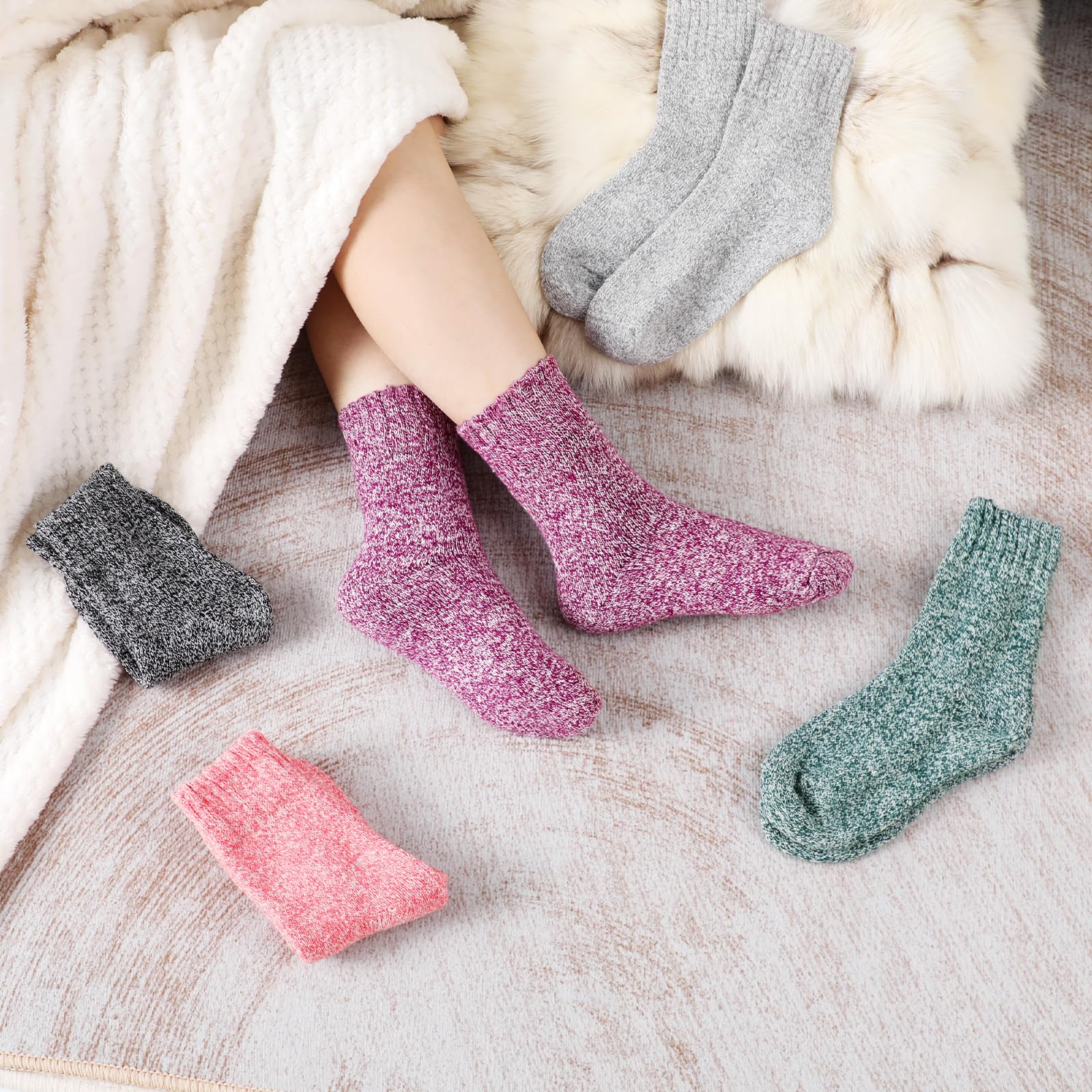 coclothy 5 Pairs Wool Socks for Women - Womens Wool Socks Winter Socks Warm Thick Knit Wool Soft Vintage Casual Crew Socks
