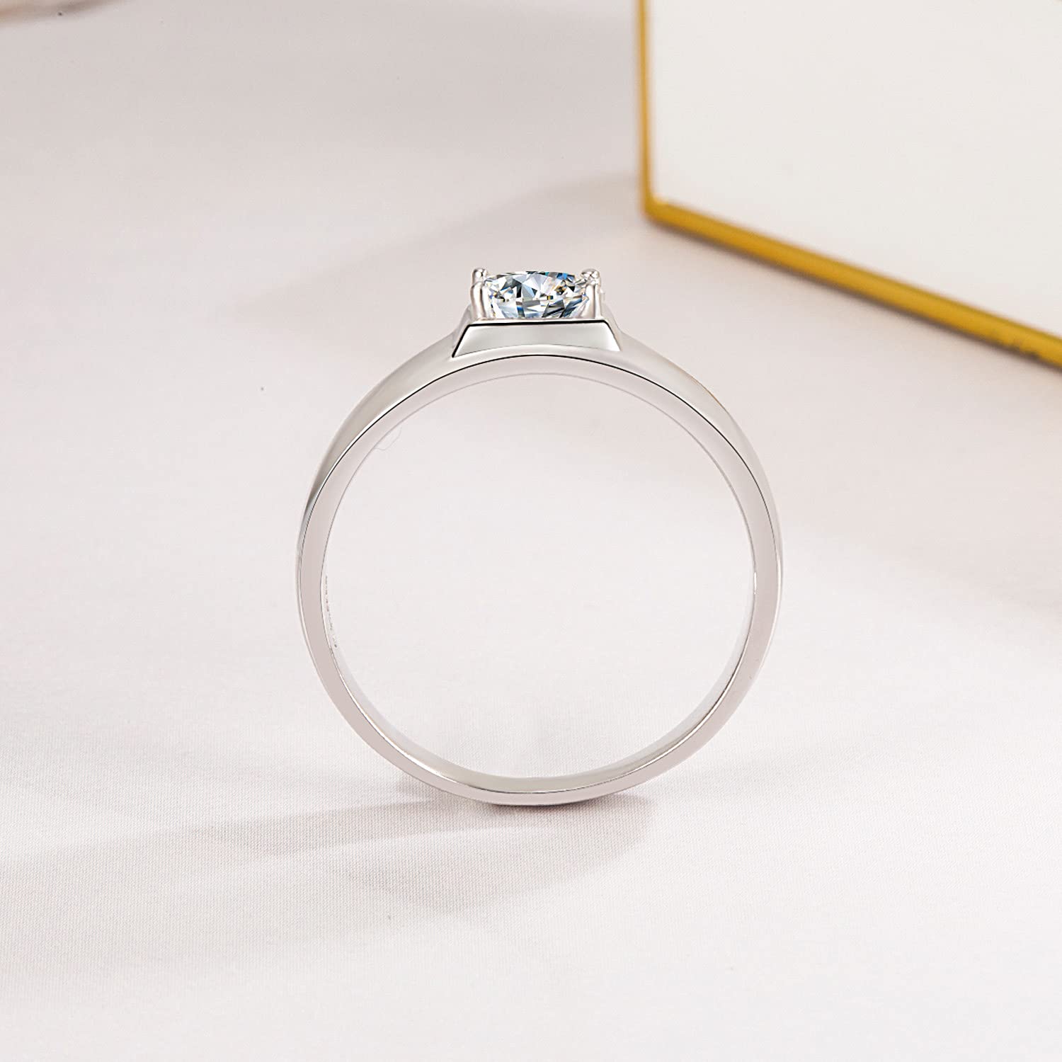 Dankadi Noble Men & Women Solid 925 Sterling Silver Ring Glittering 5A Cubic Zircon Inlaid Wedding Ring - index finger or Ring Finger Sizes 7-13# Fashion Jewelry Gift Party Accessories (13)