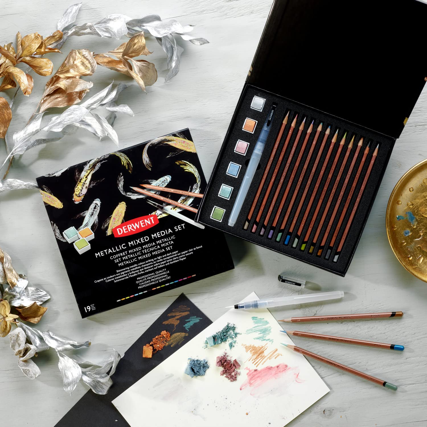 Derwent Metallic Mixed Media, 18 Pack (2305948)