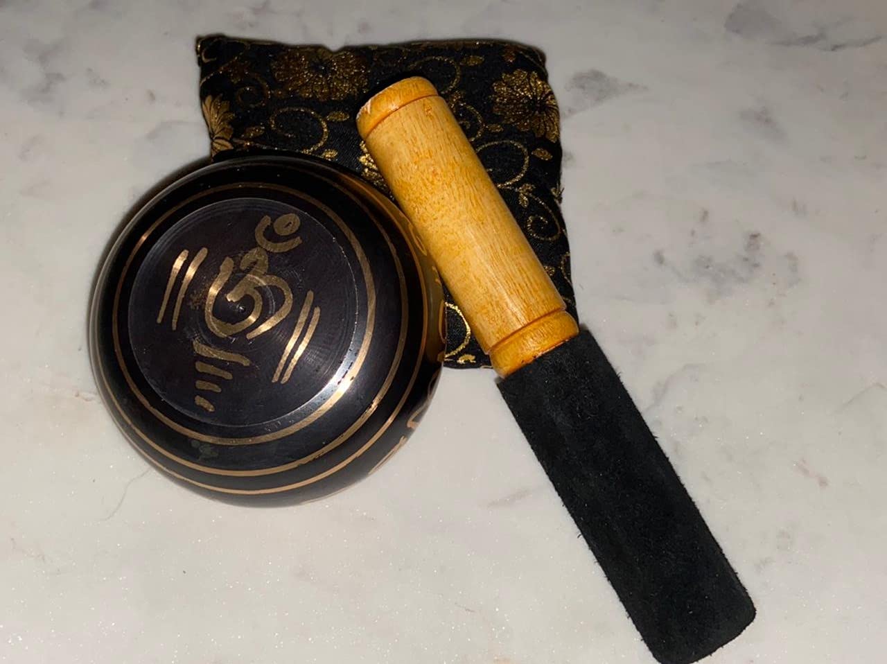 S.H. HANDICRAFTS Tibetan Singing Bowl Set β Meditation Sound Bowl Handcrafted in India for Healing and Mindfulness, BRASS ANTIQUE, 3.5 INCHES (SH-00045)
