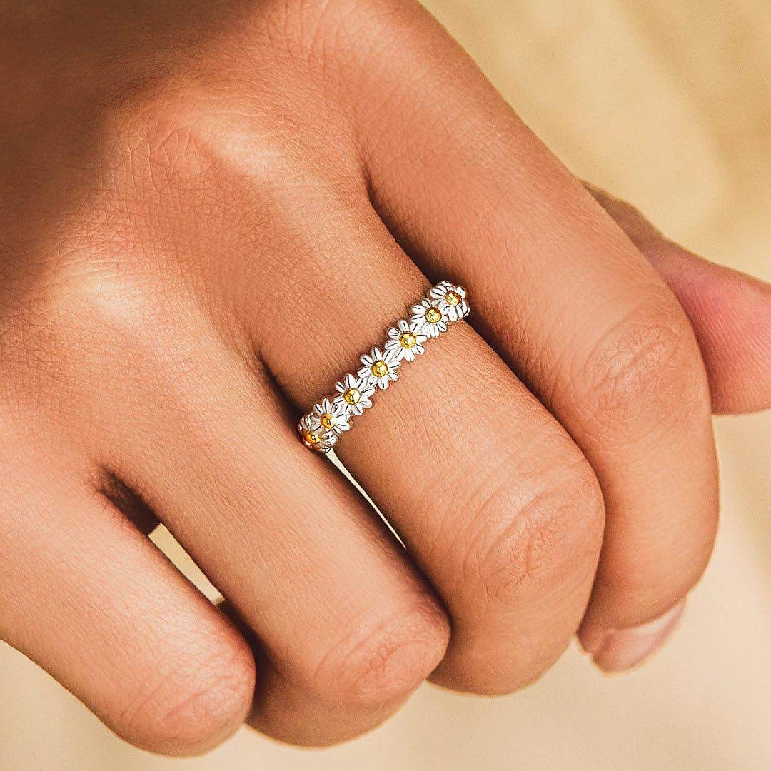 Daisy Ring Adjustable Daisy Flower Ring Dainty Flower Ring Delicate Sunflower Ring Jewelry Gifts Promise Statement Band Daisy Silver Ring Tiny Dainty Flower Ring Gift-Daisy Ring
