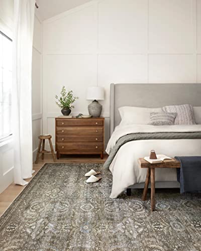Loloi II Layla Collection LAY-13 Antique/Moss, Traditional 2'-6" x 7'-6" Runner