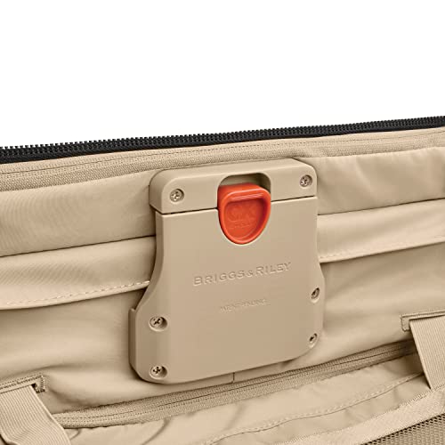 Briggs & Riley Uprights, Black, 26-inch Baseline Medium Checked Expandable