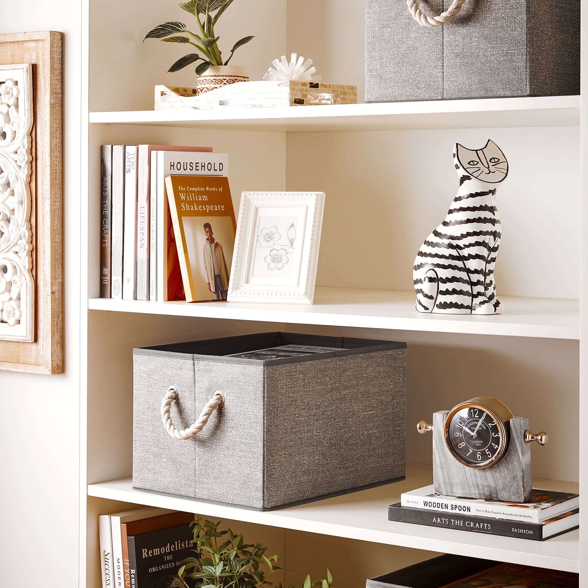 SONGMICS Fabric Storage Boxes, Set of 3 Storage Cubes, Foldable Baskets with Handles, 15.7 x 11.8 x 9.8 Inches, Toy Storage, Linen Pattern, Gray URFB013G01