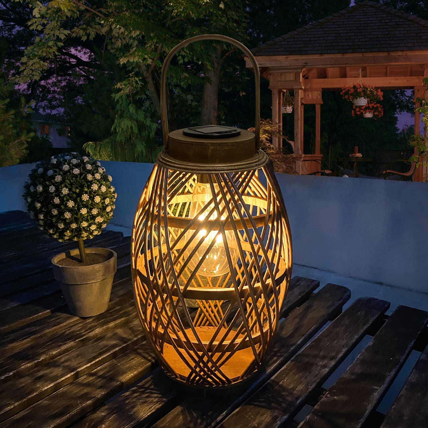 pearlstar Solar Lanterns Outdoor Waterproof - Rattan Natural Lantern with Handle for Hanging or Table Lanterns Edison Bulb, Auto On/Off for Patio Yard Garden Wedding Home Decoration(1 Pack Bronze)