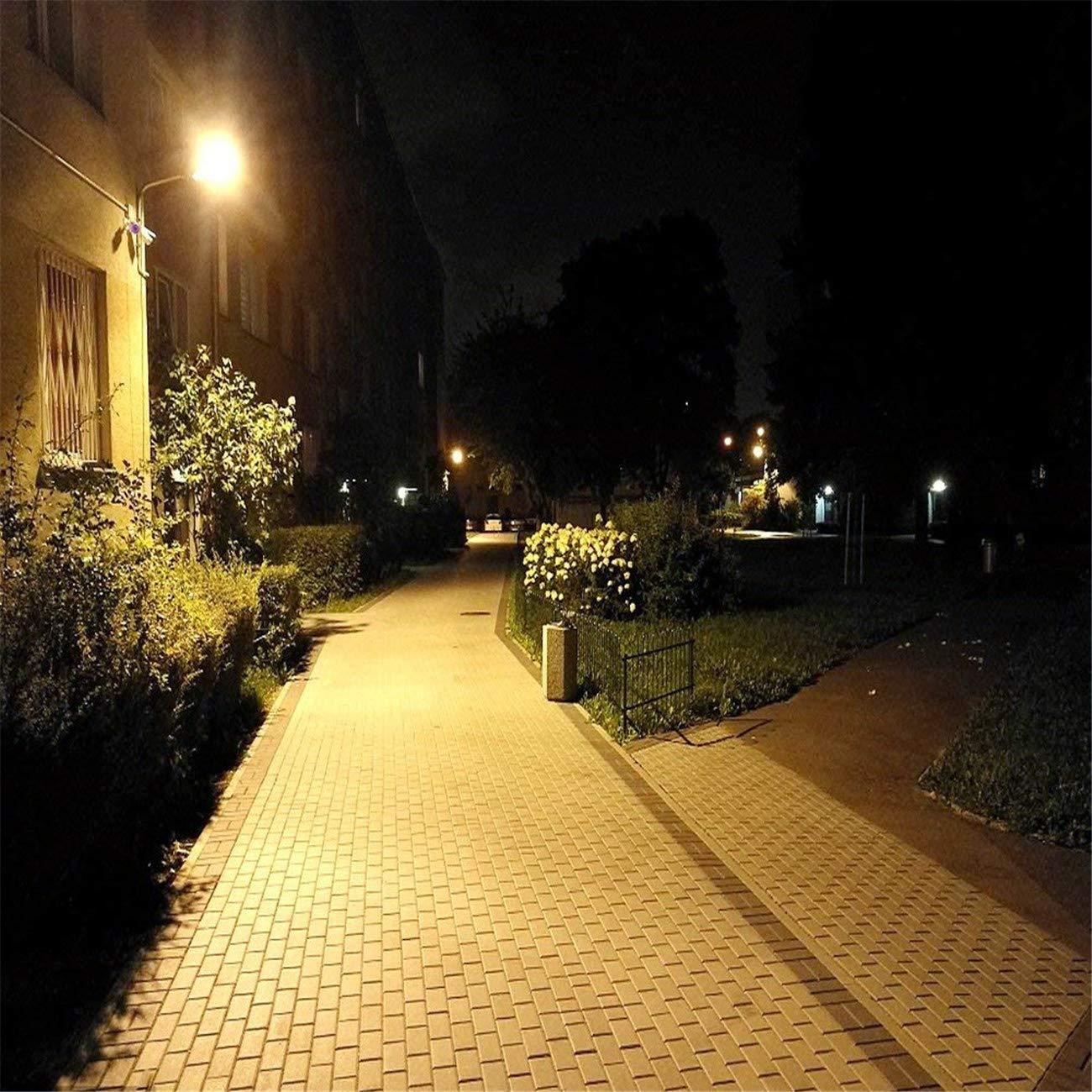 SOLLA 150W LED Flood Light, IP66 Waterproof, 12000lm, 800W Equivalent, Super Bright Outdoor Security Lights, 3000K Warm White, Outdoor Floodlight for Garage, Garden, Lawn and Yard