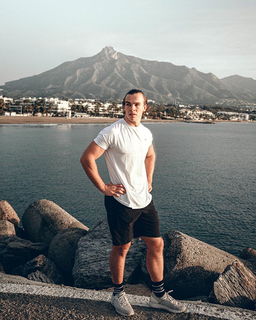 COOrun Men's Workout Tracksuit Short Sleeve for Running Jogging Athletic Sports T-Shirts and Shorts Suit Set