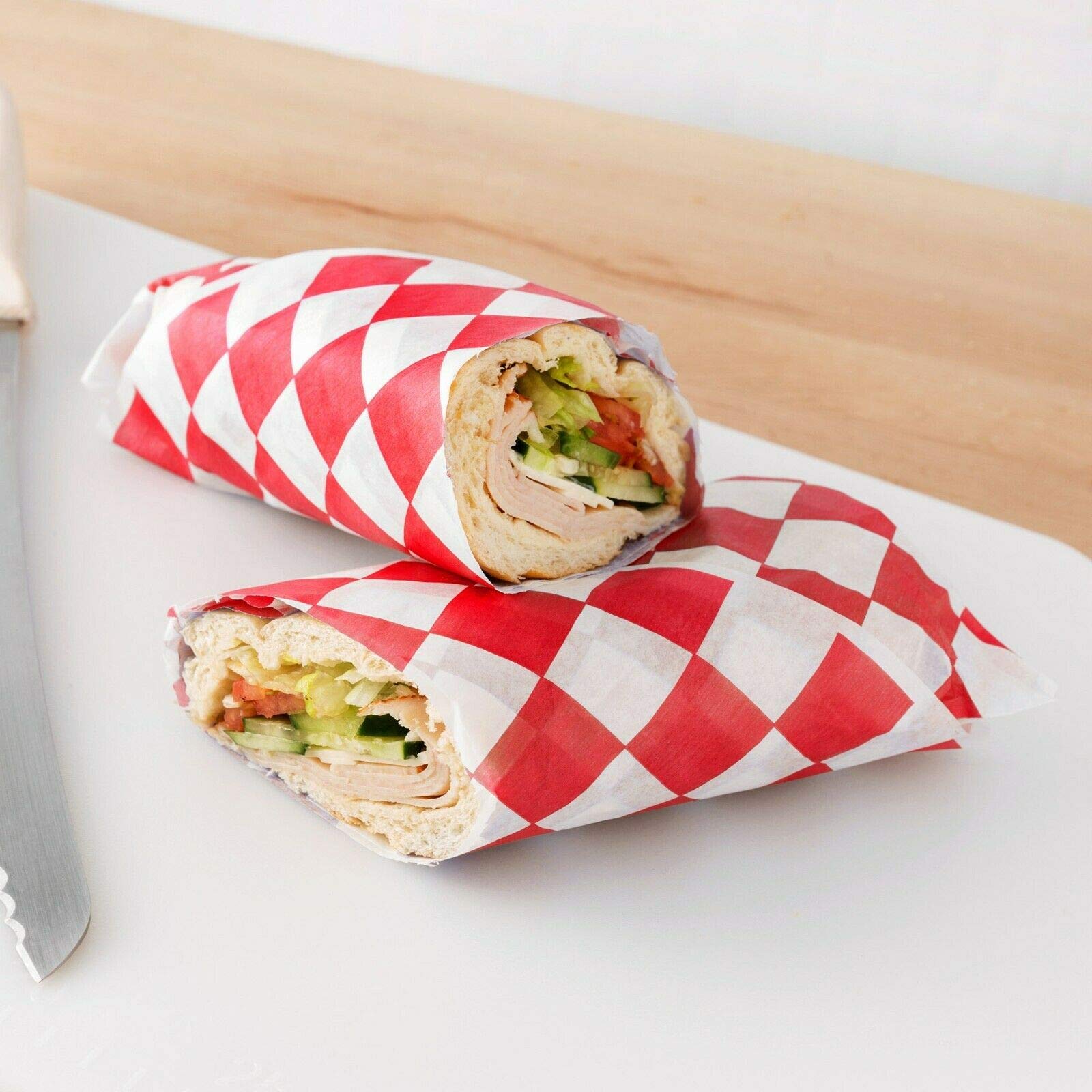 Culiware Deli sandwich Wrap Paper | Food Basket Liners Wax Sheets 12β x 12β - 1000 Pack | Classic Checkered Grease-Resistant Deli Squares (Red and White, 12" X 12")