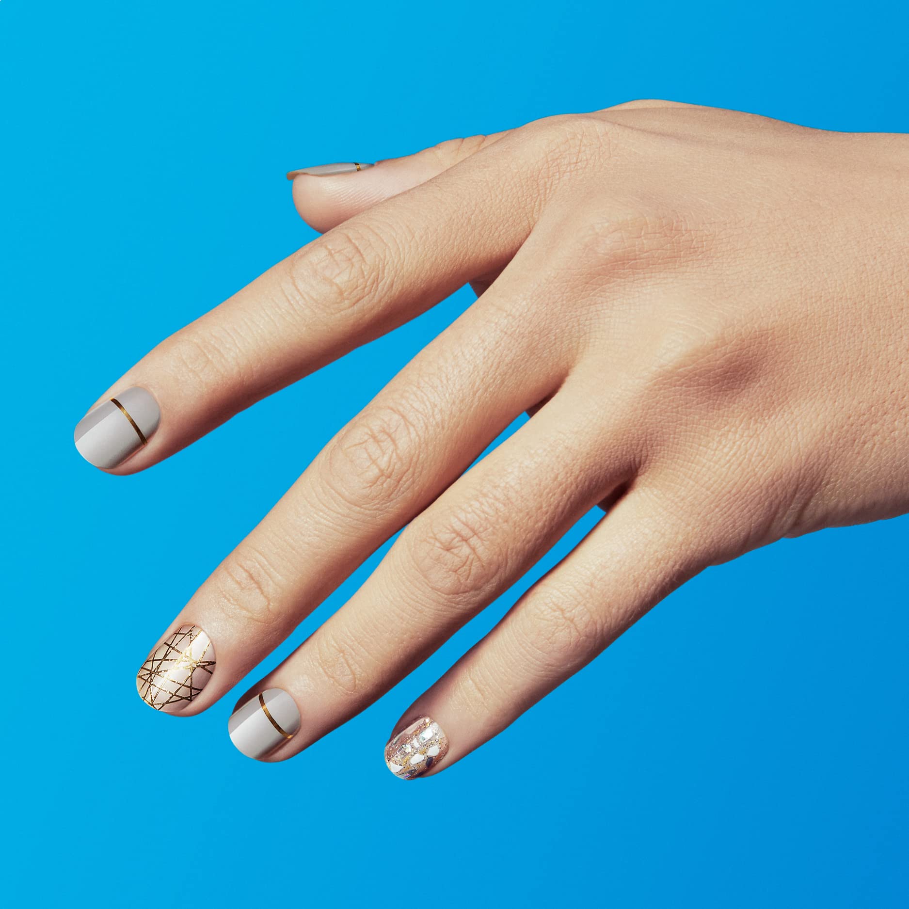 Dashing Diva Gloss Nail Strips - All Lined Up | UV Free, Chip Resistant, Long Lasting Gel Nail Stickers | Contains 32 Nail Wraps, 1 Prep Pad, 1 Nail File