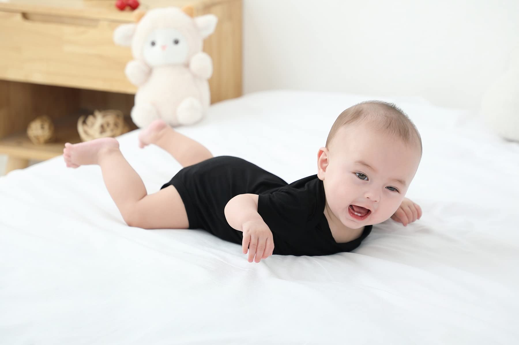 Rayon Bodysuit for Girls, Black Short Sleeve Bodysuits, Baby Boy Undershirt 12-18 Months