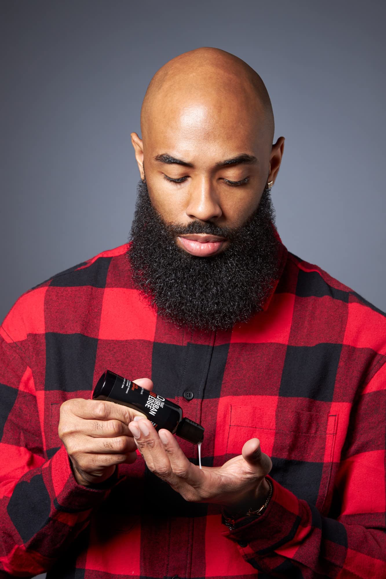 That Urban Edge Beard Shampoo | Professional Wash for Men | Moisturizing and Conditioning | Natural Formula Softens and Strengthens | Vegan for Thick, Soft Beard | 3.38fl oz