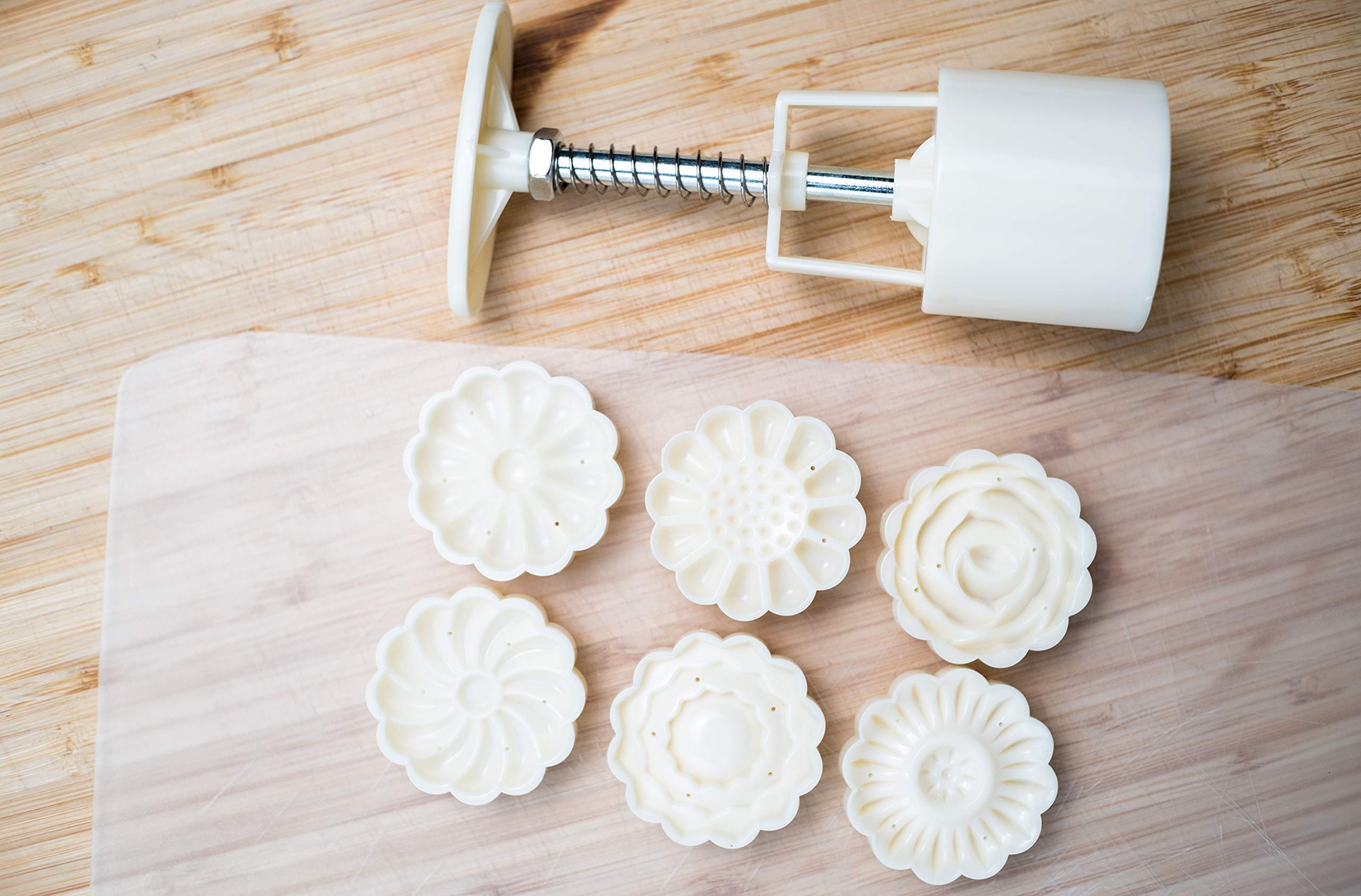 Dadam Cookie Press Mid-Autumn Festival Hand-Pressure Moon Cake Mould with 6 Pcs Mode Pattern for 1 Sets - 50g Cookie Stamp Mooncake Mold Set - Cookie Stamps DIY Decoration Press Cake Cutter