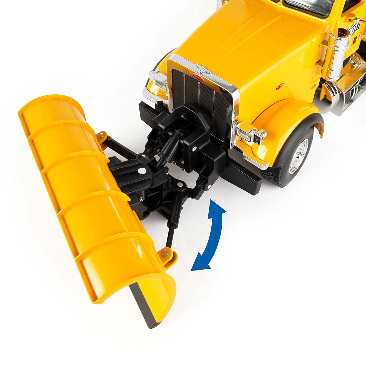 TOMY ERTL Big Farm 1:16 Scale Peterbilt Snow Plow Truck with Dump Box Toy for Kids, Yellow, 3 Years and Up
