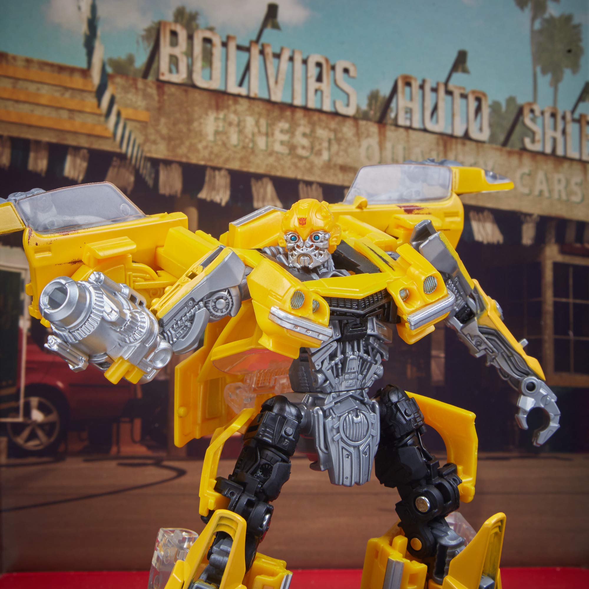 Transformers E4699 Studio Series 27 Deluxe Class Movie 1 Clunker Bumblebee Action Figure