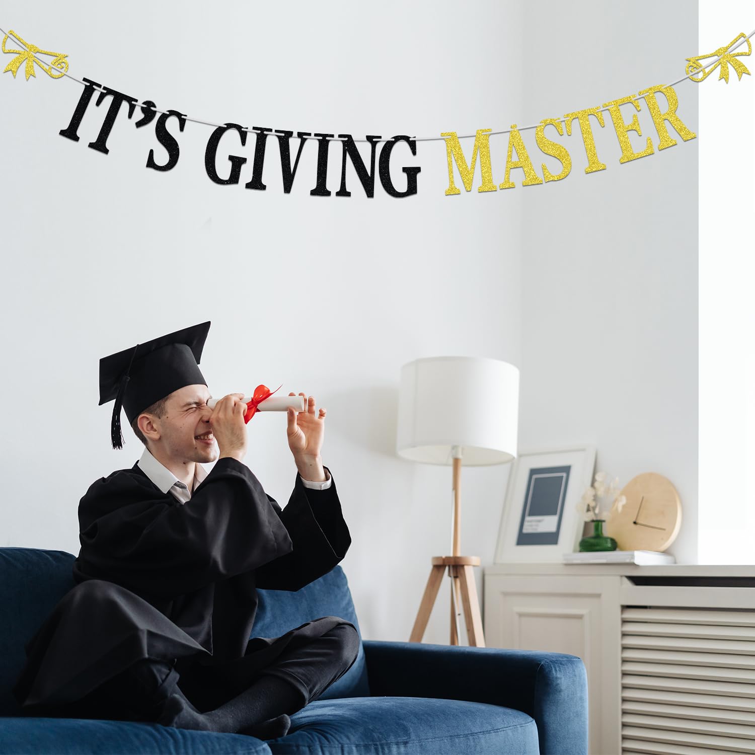 Gold Glitter It's Giving Master Banner, Happy Master's Degree/Mastered It/Mastered 2025, 2025 Graduation Party Decorations Supplies
