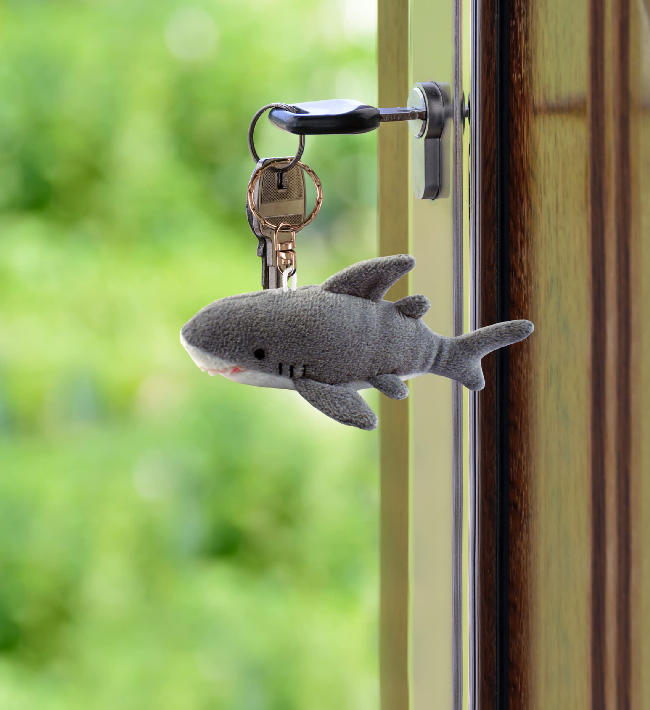 Puzzled Shark Plush Keychain Stuffed Animal Toy - Soft Fur Ocean Life Animal Grey Shark Charm Keyring, Cute Decorative Plush Toy Accessory Fun Buddy For Kids Bag, Purse, Backpack, Handbag - 4 Inches