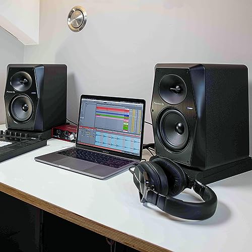 Pioneer DJ VM-70 6.5-inch Active Monitor Speaker - Black