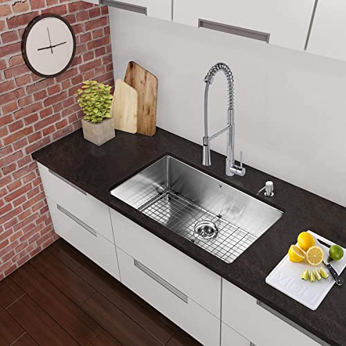 Hykolity 30-inch Undermount Kitchen Sink, 16 Gauge Single Bowl Stainless Steel Kitchen Sink with Strainer & Bottom Grid, 30" x 18" x 9"