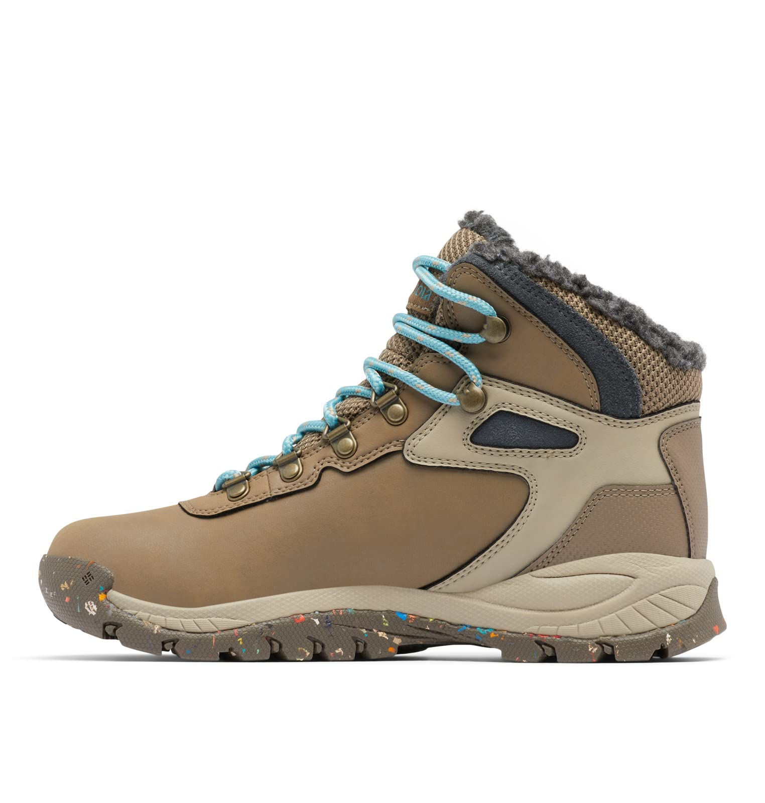 Columbia Women's Newton Ridge Plus Omni Heat Hiking Boot, Wet Sand/Sea Wave, 8.5 M US
