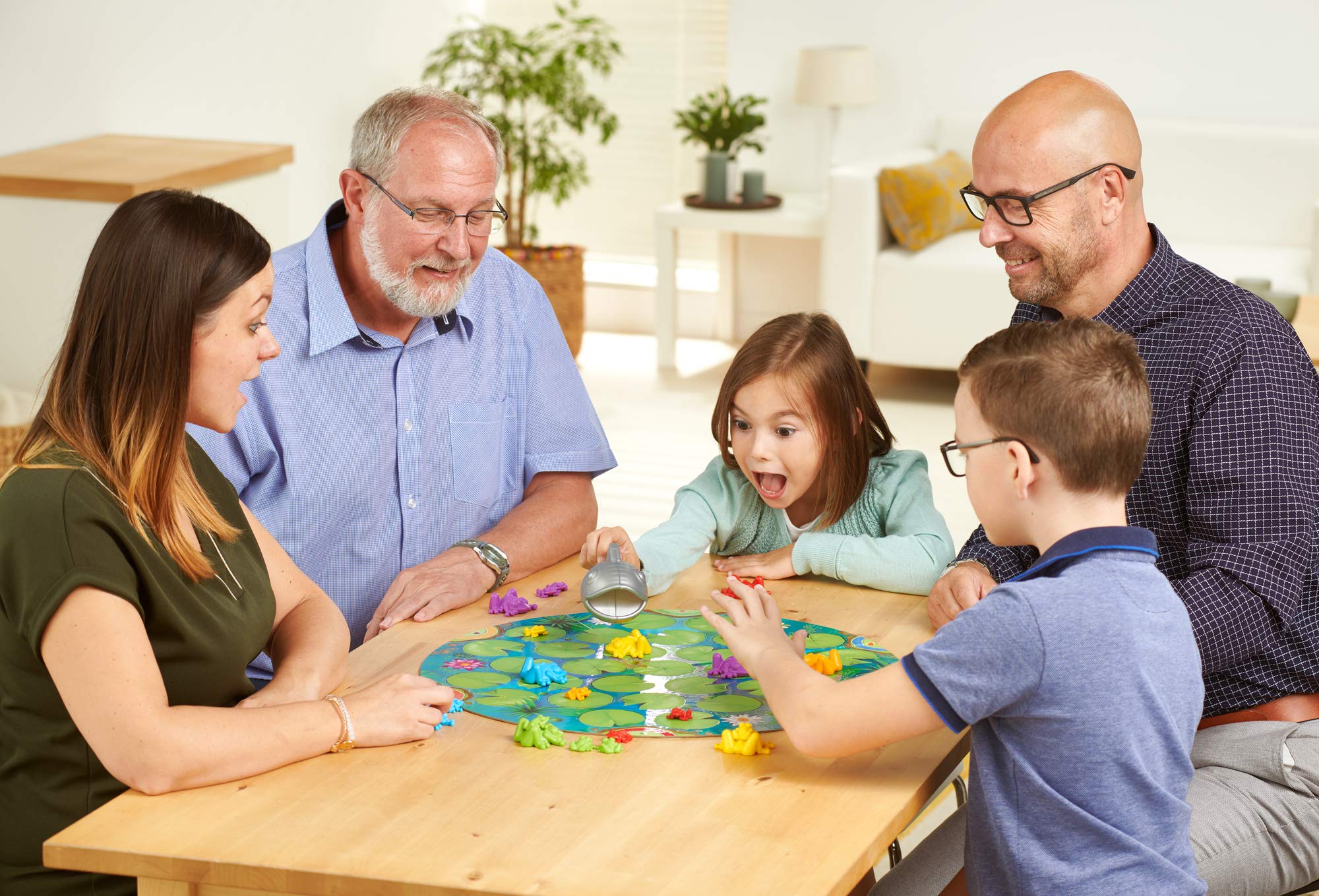 SmartGames Froggit - A Family Board Game for 2-6 Players Ages 6 - Adult