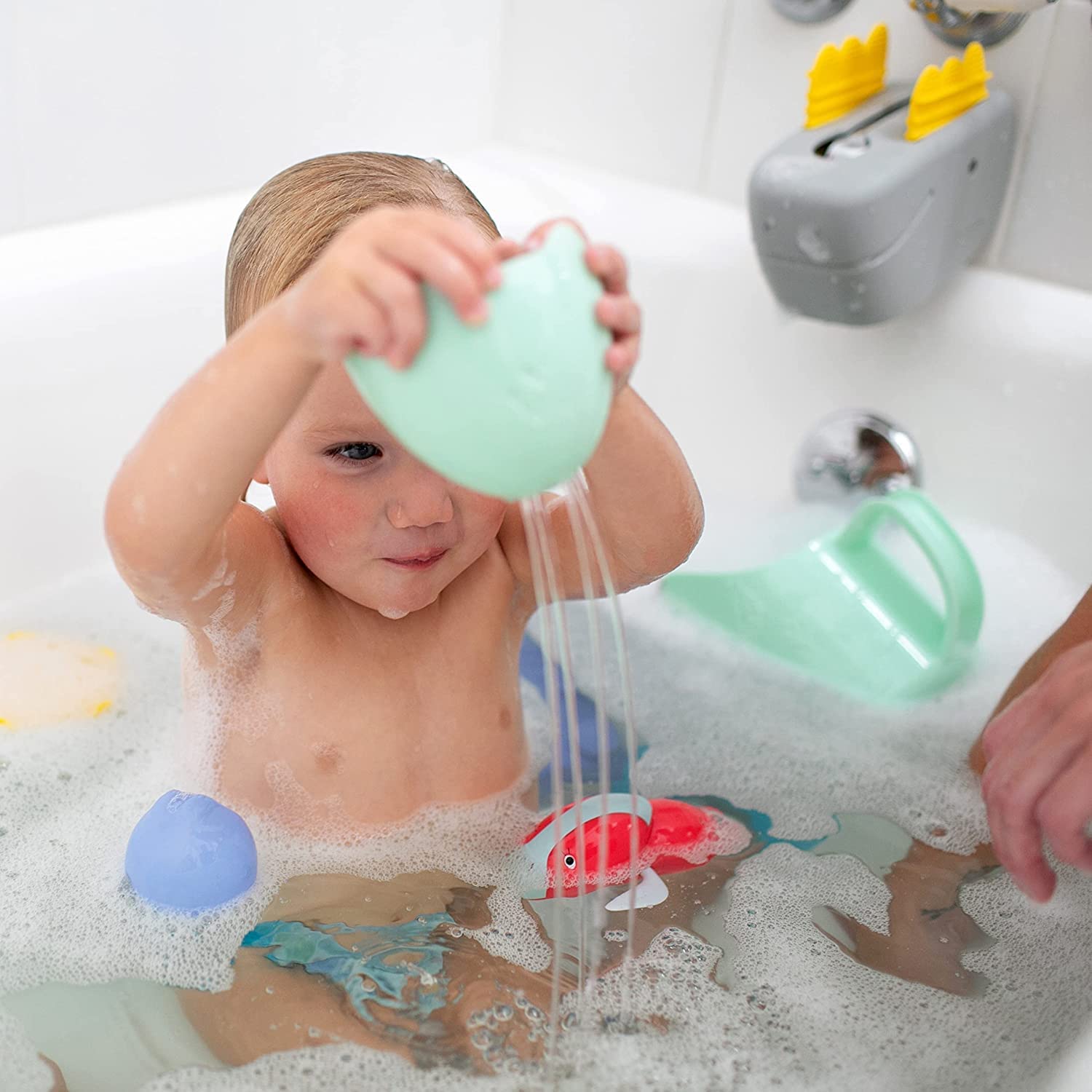Dr. Brown’s CleanUp Pour & Roar Watering Can 6m+ and Float & Hatch Dino Eggs Nesting Bath Toy, 6m+, BPA Free, Certified Plastic Neutral