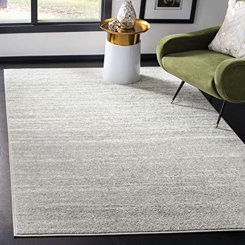 SAFAVIEH Adirondack Collection Area Rug - 5'1" x 7'6", Light Grey & Grey, Modern Ombre Design, Non-Shedding & Easy Care, Ideal for High Traffic Areas in Living Room, Bedroom (ADR113C)