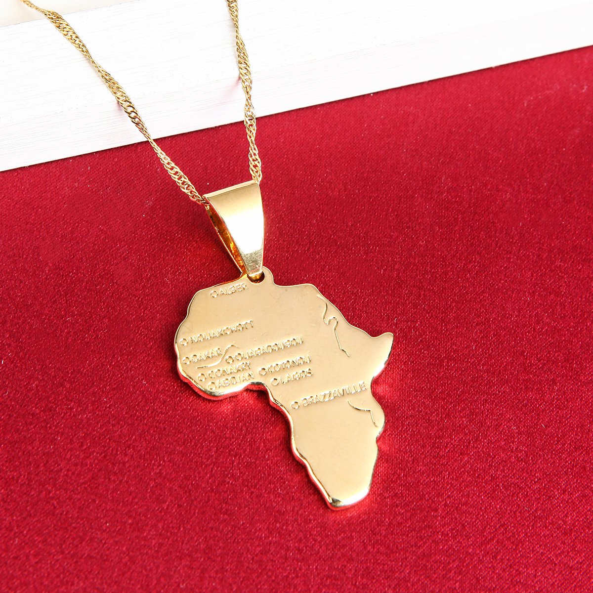 Crystal Africa Map Pendant Necklace Women 24K Gold African Map Hiphop Item Wholesale Pendant (Gold Map Pendant)