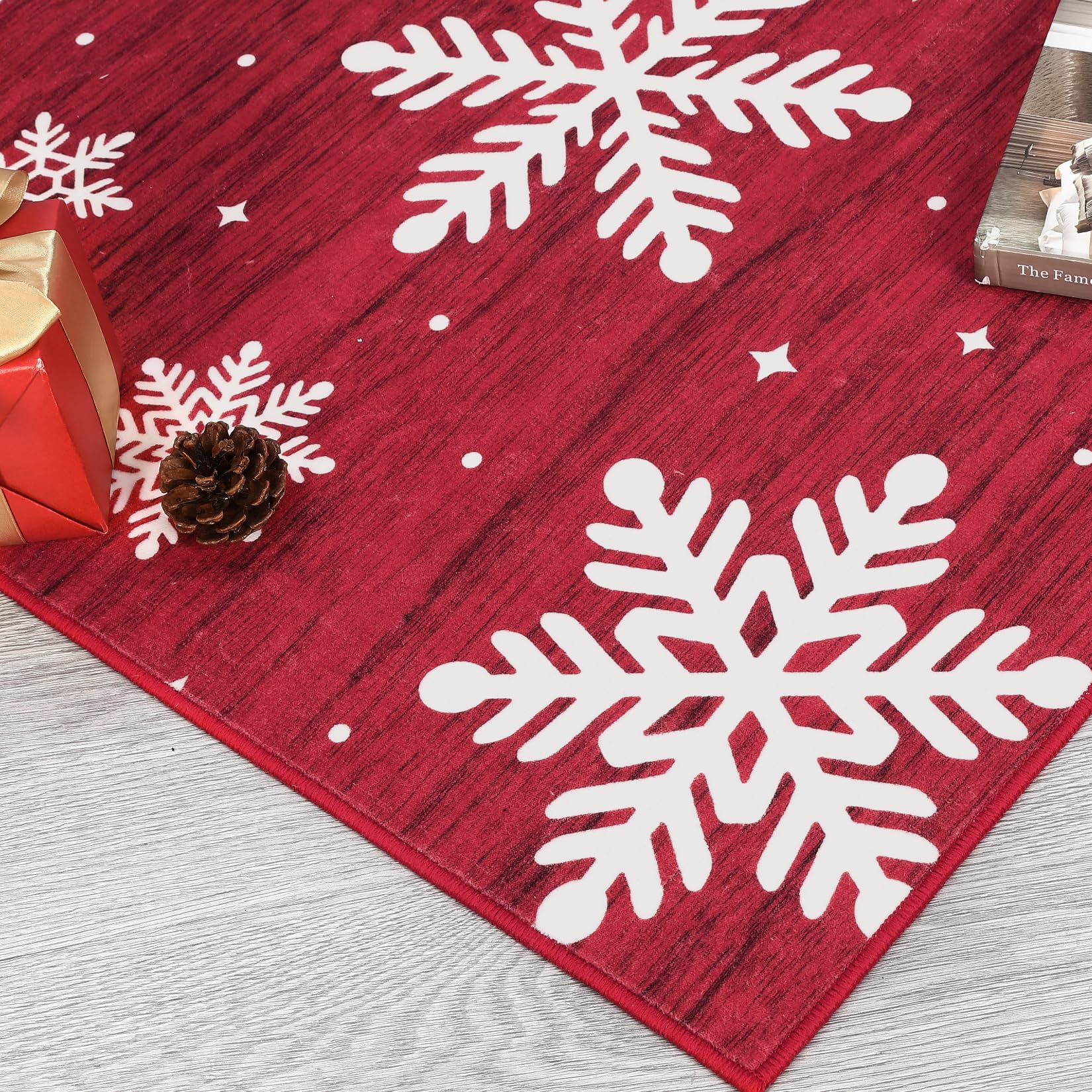 GarveeHome Christmas Runner Rug 2x6 Red Hallway Rug Snowflake Xmas Runner Washable Kitchen Rug Non Slip Bathroom Rug Holiday Decor Distressed Modern Abstract Soft Carpet for Bedroom Laundry 2'x6' Red