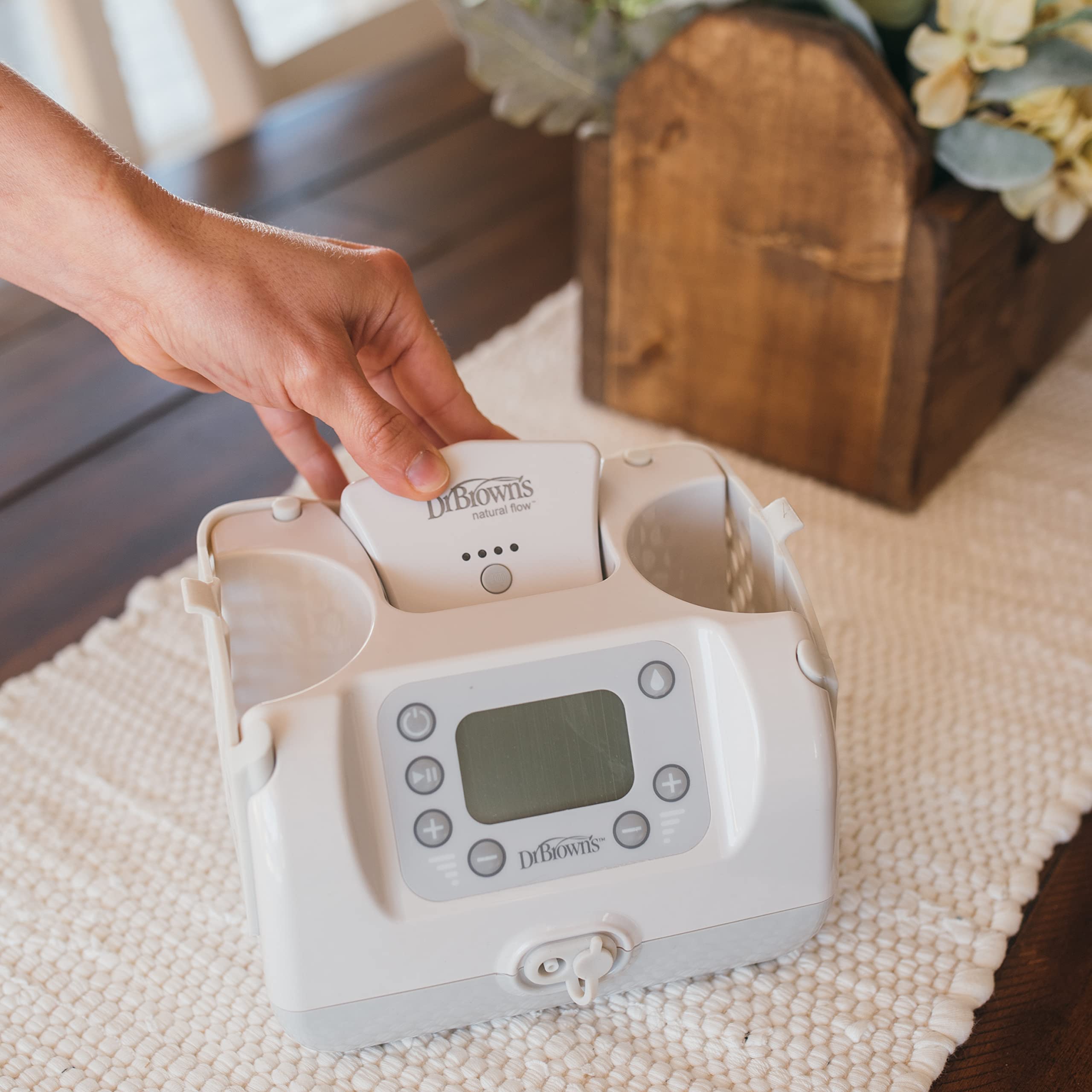 Dr. Brown's Battery Pack for Customflow Double Electric Breast Pump