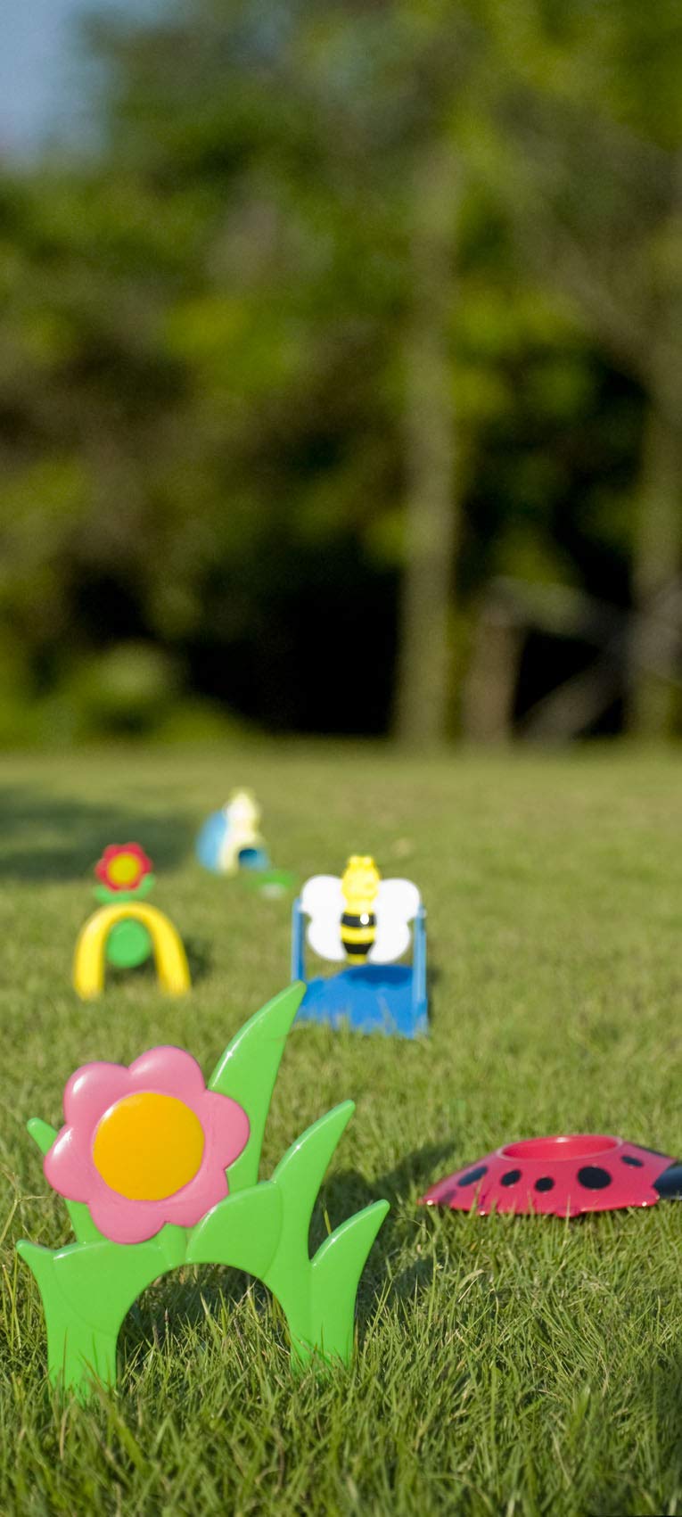 Party Hurray Children Golf Set, w/Golf Clubs, Practice Holes, Floral/Animal Obstacles, Golf Balls