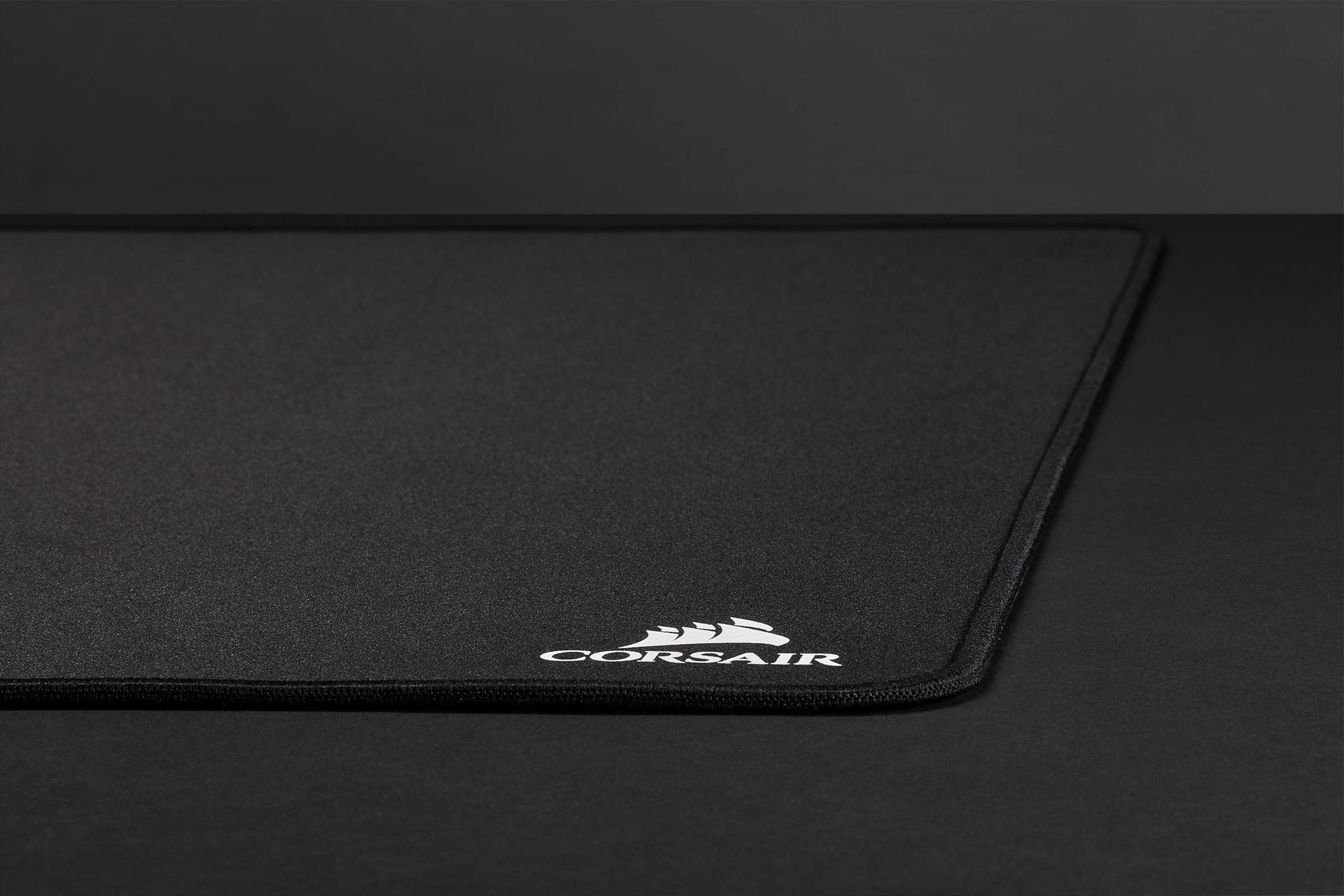 Corsair MM500 Premium Anti-Fray Cloth Gaming Mouse Pad, Extended 3XL - Black (Renewed)