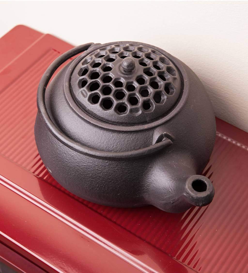 Honeycomb Top Wood Stove Steamer| Solid Cast Iron| Matte Black Finish| Rust Resistant| Decorative Functional Alternative to Electric Humidifiers| 3 QT Capacity| 11.25" L x 8.5" W x 4.25" H